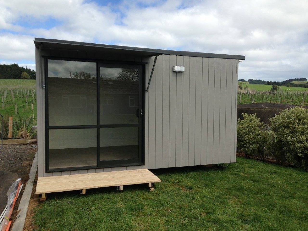 Rent a Cabin | Rental Cabins Auckland | Cheap Portable Kiwi Cabin ...